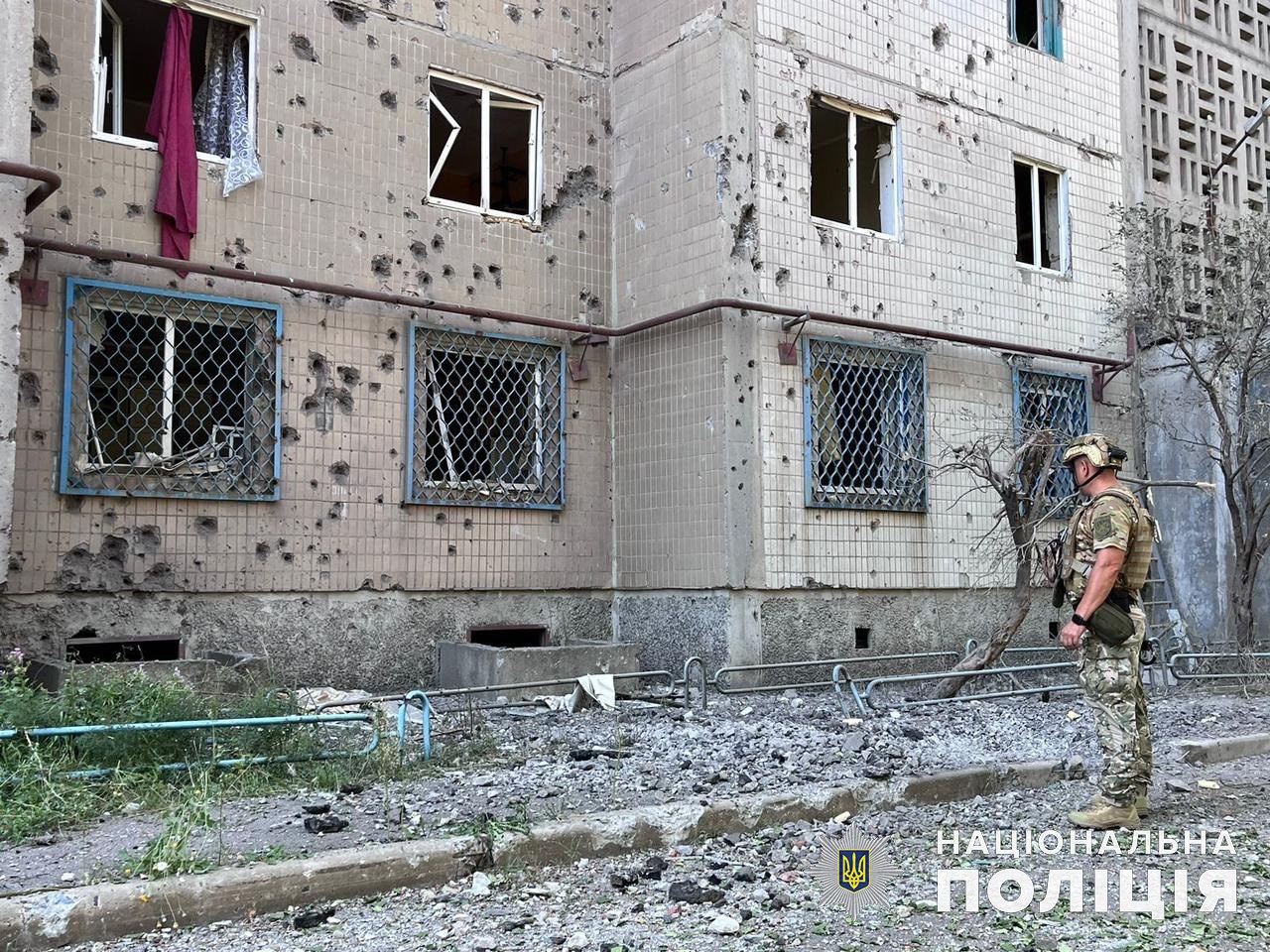 Донеччина за добу росіяни здійснили 12 вогневих атак по області загинула одна особа Букви